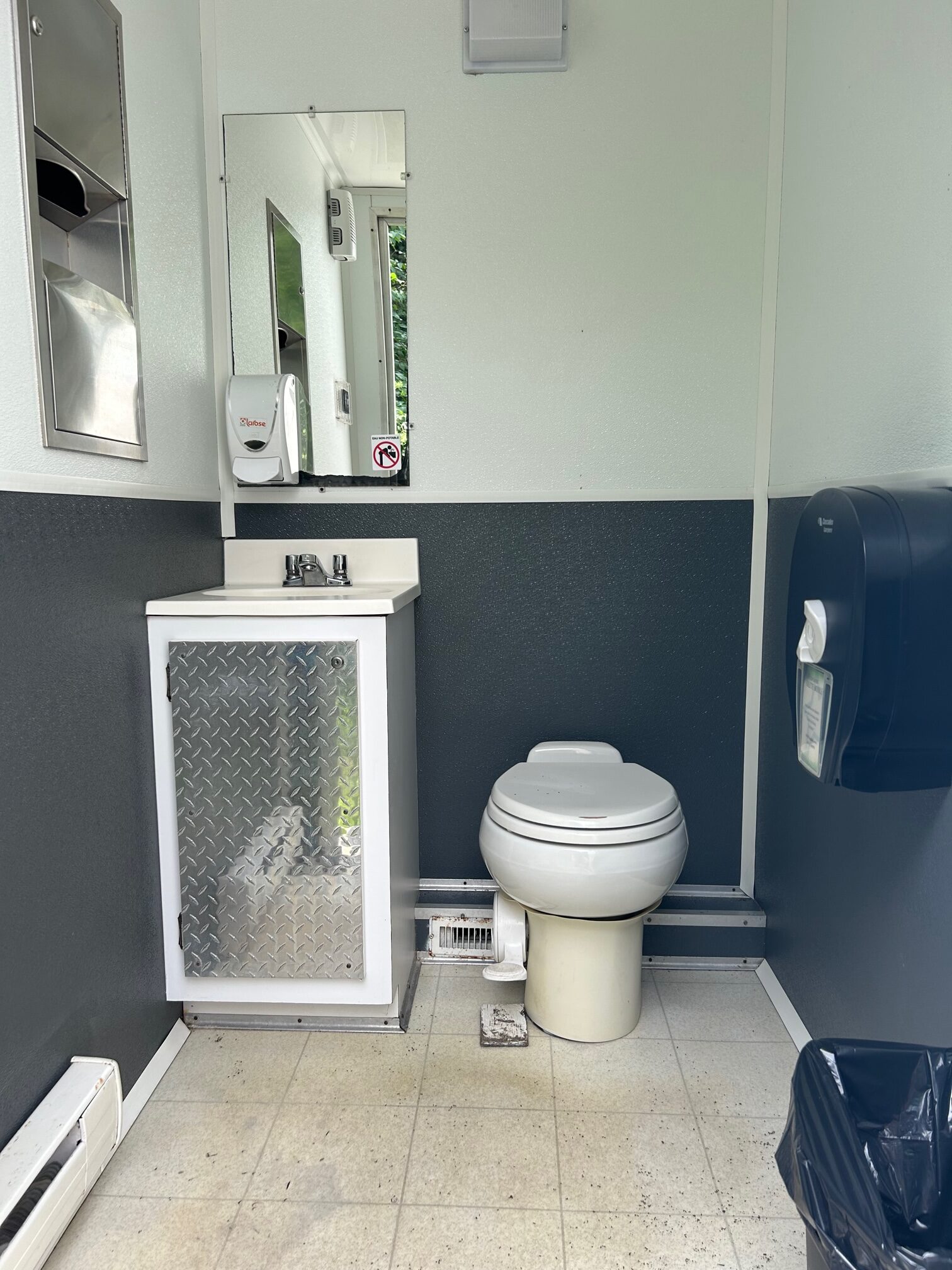 Used Restroom Trailers For Sale - Ameri-Can